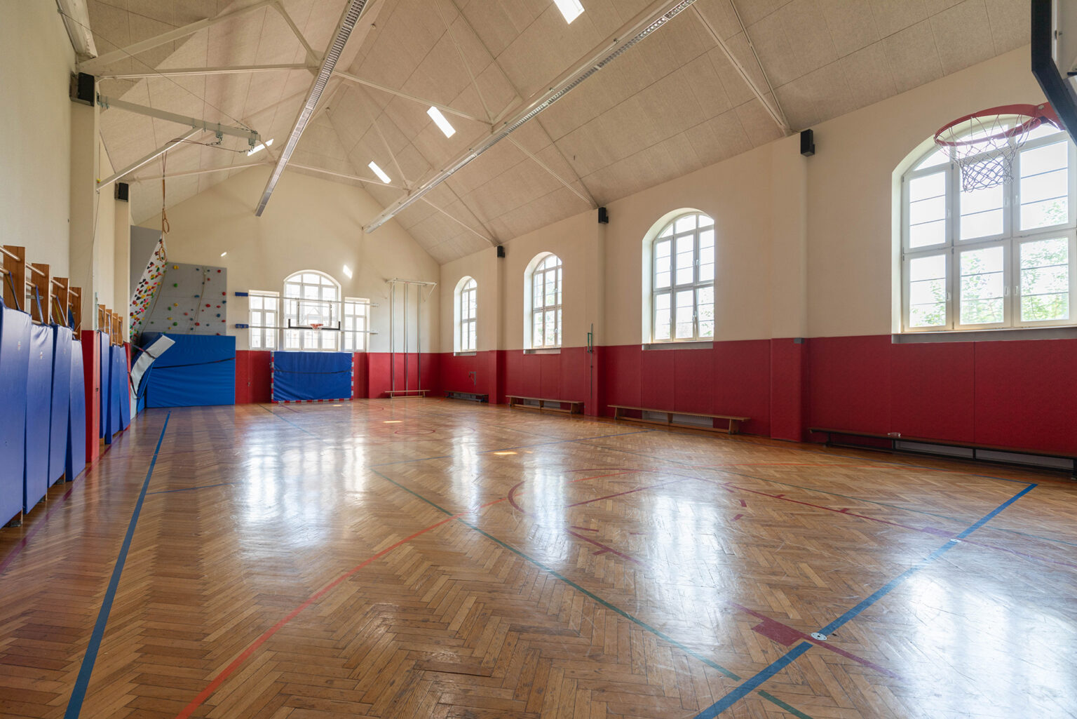 Differdange et vous | Infrastructures sportives